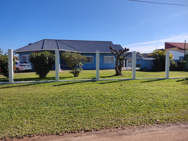 Casa Agradável Com Piscina, Próximo Ao Mar. - Arroio do Sal