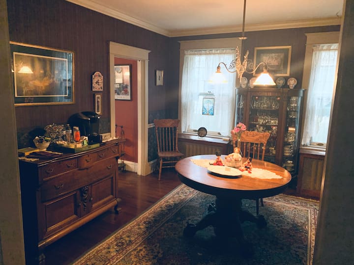 Private One Bedroom 3rd Fl. Suite. - Delaware