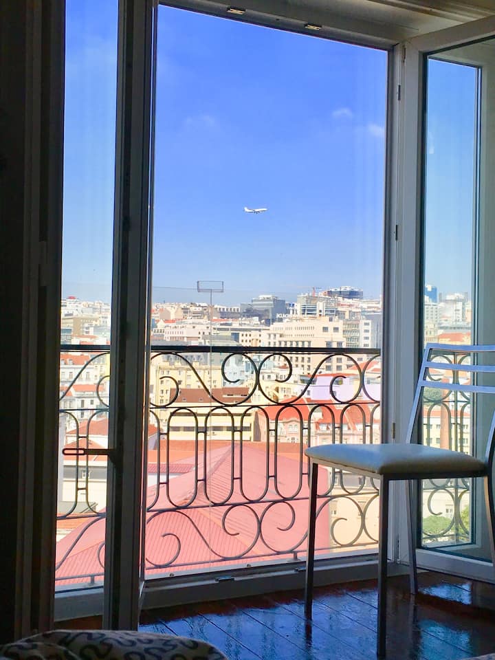 Blue Skies Panoramic Lisbon Views - Lisboa