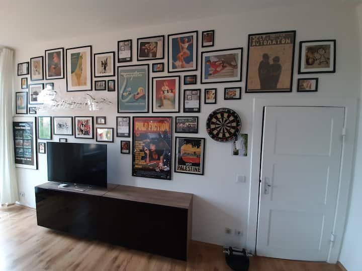 Typical Berlin Flat In Good Location With Balcony - Berlijn