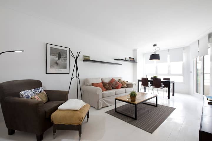 White Cozy Flat In Donostia - Donostia-San Sebastián