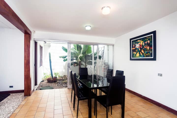 Big Room In Banana House, Urban Garden - San José