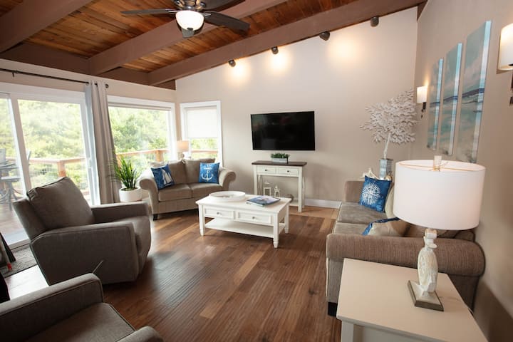 Sea View Almost Ocean Front - 24 Hour Self Checkin - Rockaway Beach, OR