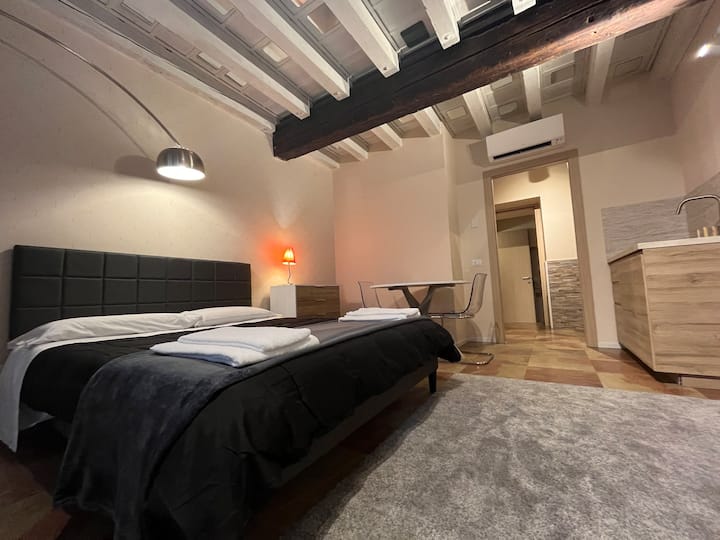 Verona Old Town Elegance - Gardameer