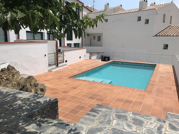 Duplex 3 Con Piscina, Parking(opcional) Y Wifi - Cadaqués