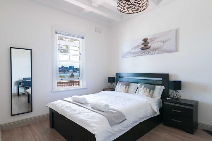 The Highberry - Cbd Harbour View Escape (2br Apt) - Lane Cove