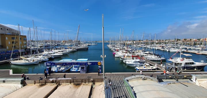 Bel Appart T2 Plein Sud, Vue Port, 4 **** - Agde