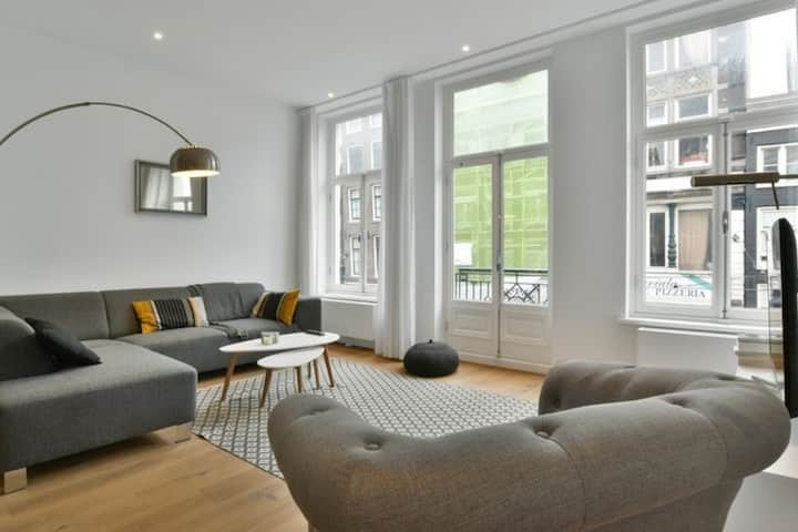 Luxury Canal View Appartment Orangebnb - Zaandam