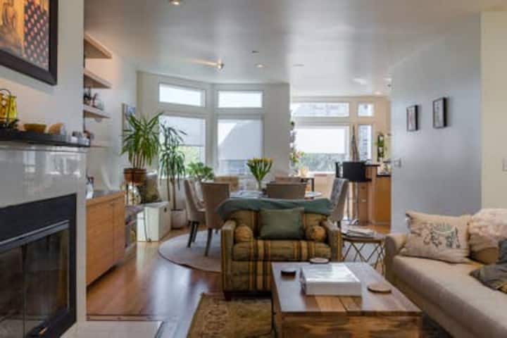 Spacious And Sunny Noe Valley Gem! - San Francisco, CA