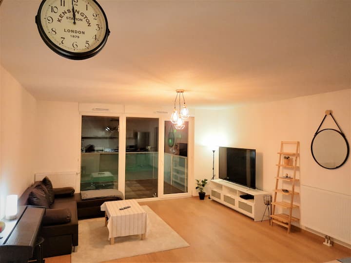 Private Room With All Amenities - Straatsburg