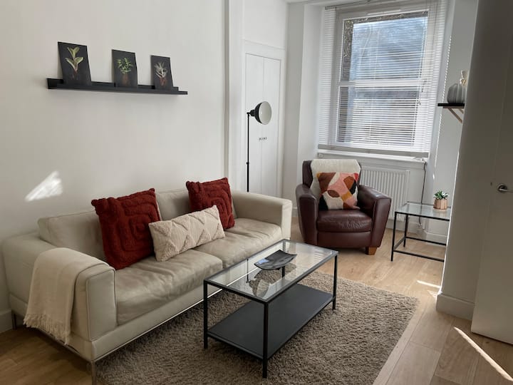 Contemporary, Patio Garden, Walk To City Centre - Edinburgh