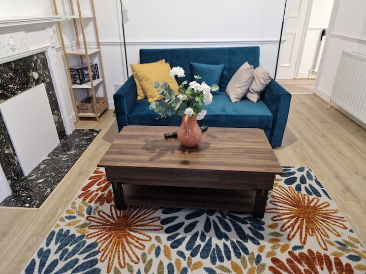 A Lovely One Bedroom - London