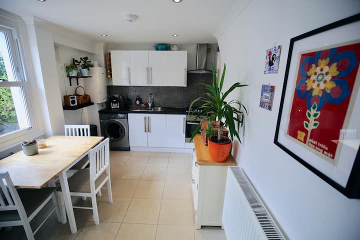 Modern 2 Bed Apartment With Lovely Garden - Greenwich