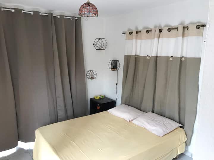 Studio Pradel Marina St-françois- Casino & Golf - Anse des Rochers