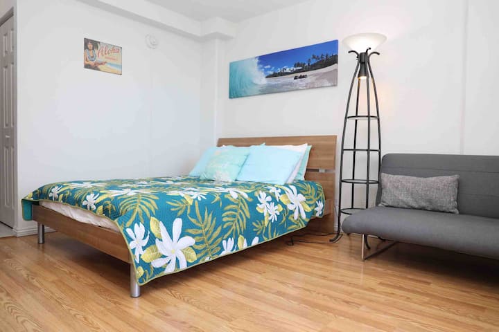 7f Fabulous Studio With Beautiful Park Views - Ala Moana Beach, HI