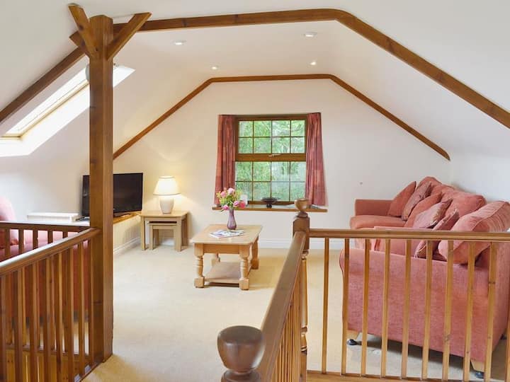 Coach House - Countryside Cottage - Falmouth