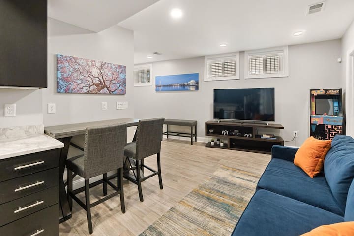 Stylish 2 Bedroom Apt Near Gallaudet/union Market - Washington D. C.