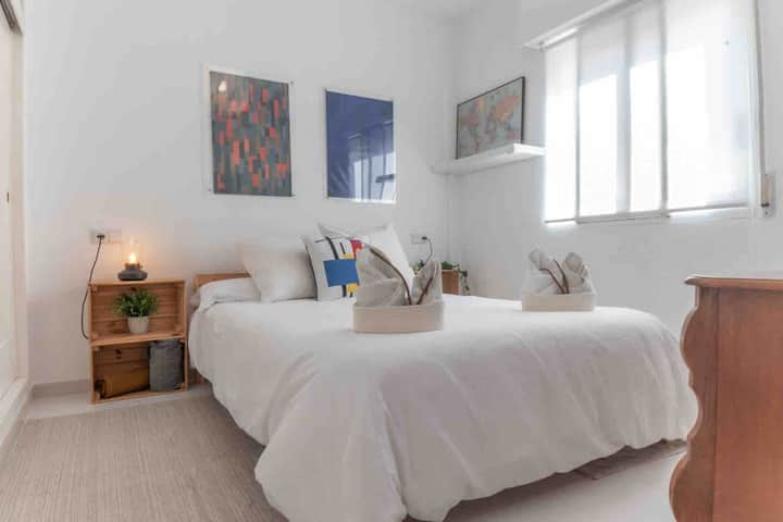 Acogedor Apartamento Con Piscina A 250m De Playa - Spain
