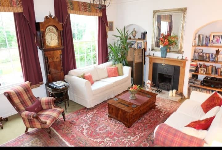 Central Stourport-the Studio Room. Georgian Home. - Bewdley