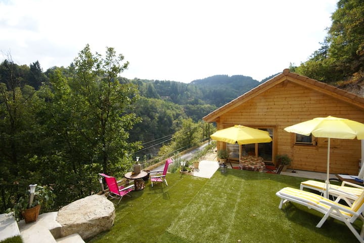 Joli Chalet Tout Confort - Ardèche