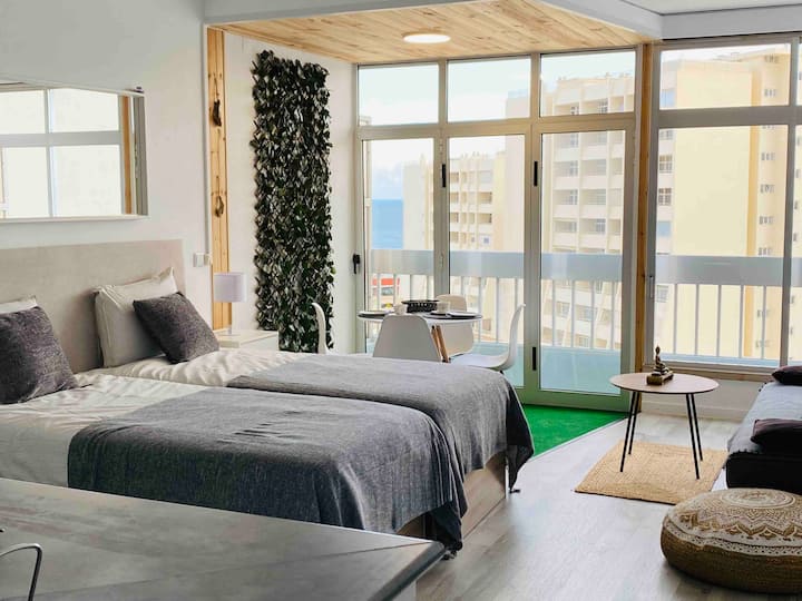 Lovely Studio Apartment. Sea View.
Praia Da Rocha - Carvoeiro