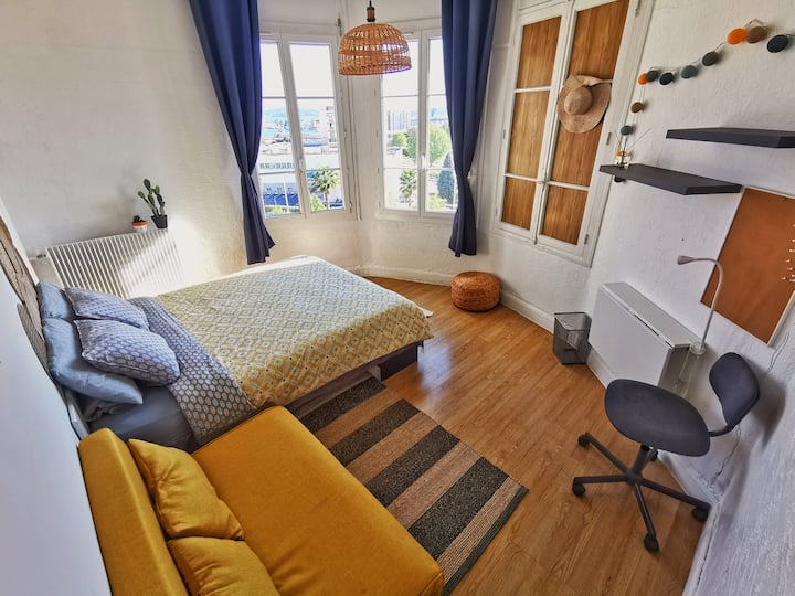 Chambre Privée Proche Du Ferry, - La Seyne-sur-Mer