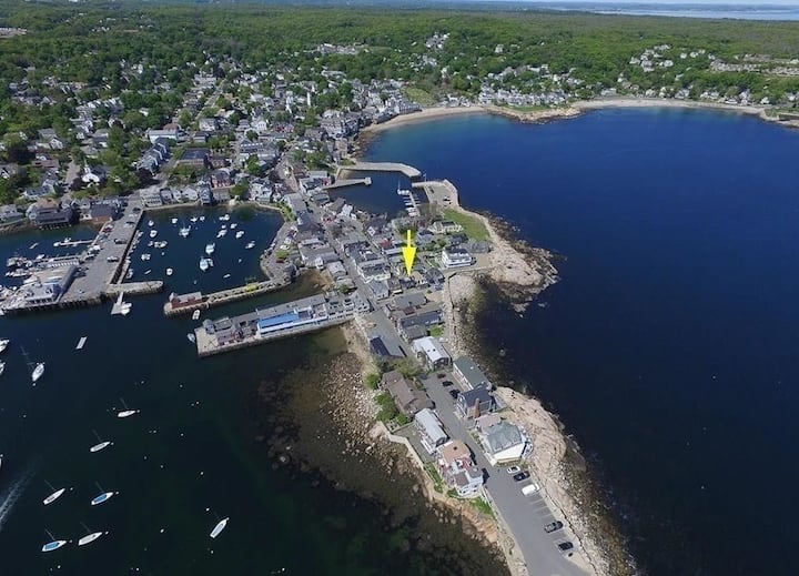 Bearskin Neck Oceanfront W/ 2 Parking Spots! - Long Beach, Rockport