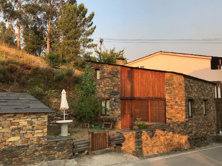 Casa Da Moita - Fajão (Alojamento-aldeia De Xisto) - Piódão