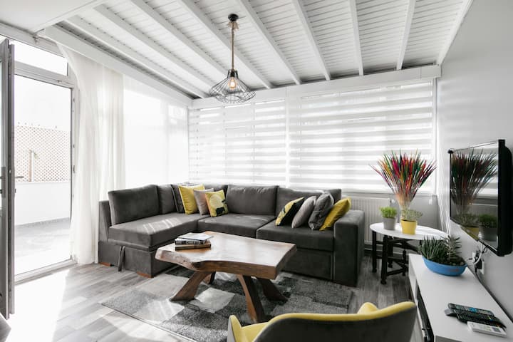 Fantastic Flat With Terrace, Taksim - Estambul