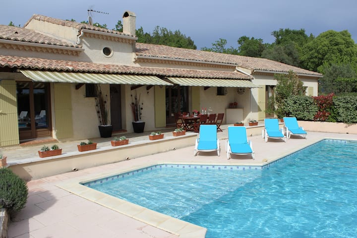 Villa Climatisée Avec Piscine Au Calme - Pont-Saint-Esprit