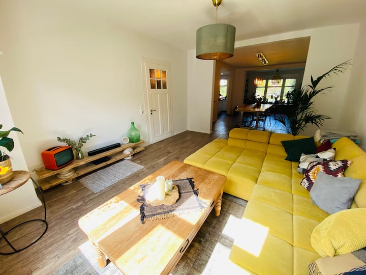 Gästezimmer In Zentralem Schönen Altbau Mit Garten - Oberhausen