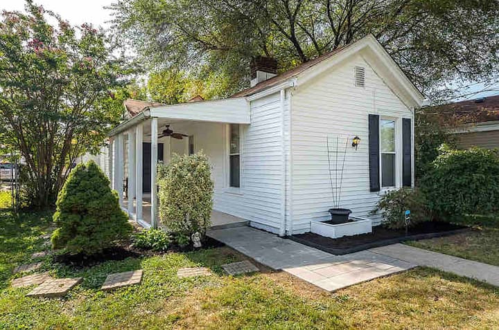 Self Check-in*a/c*w/d
15 Mins To Churchill Downs - Louisville