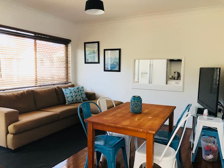 3 Bedroom Comfy Unit In Brisbane's Inner North - Brisbane