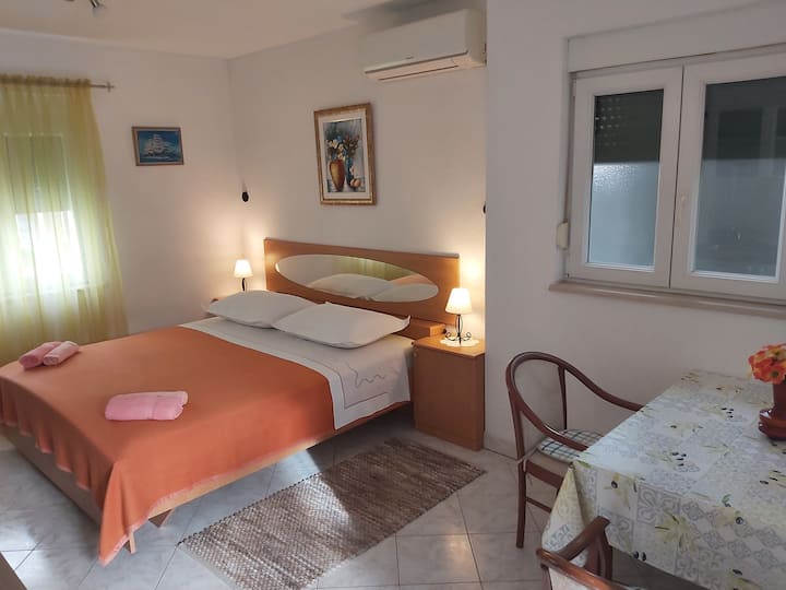 Apartment Petra ,By Sea - Trogir