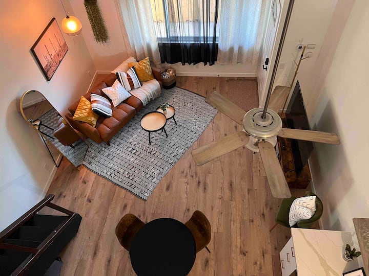 Old Town Loft + Pool/hot Tub/gym/tennis Court - Scottsdale, AZ