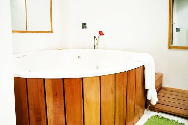 White Chic Gran Master Suite + Hidromasaje Privado - Buenos Aires