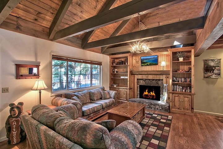 South Tahoe Getaway - Lake Tahoe