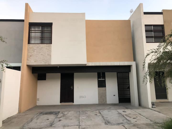 Casa Segura En Apodaca Con Clima, Tv Y Asador - Ciudad Apodaca