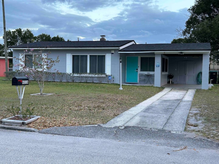 Barbara’s Bungalow - Winter Park, FL