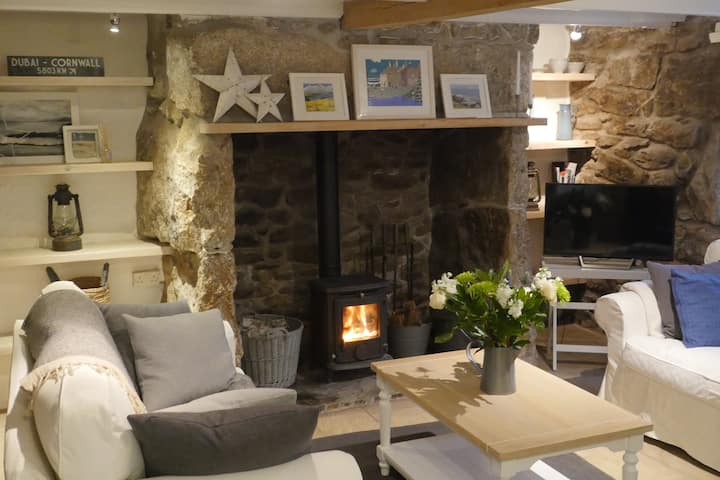 Lovely Rural, Cosy Cottage With Sea Views - Saint Just