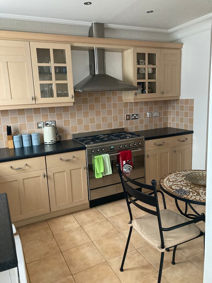 Seaside Retreat With Car Parking. Home From Home. - Whitstable Beach