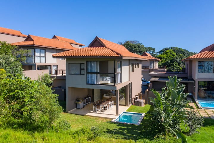 Modern Zimbali Holiday House - Sanctuary Villas - Dolphin Coast