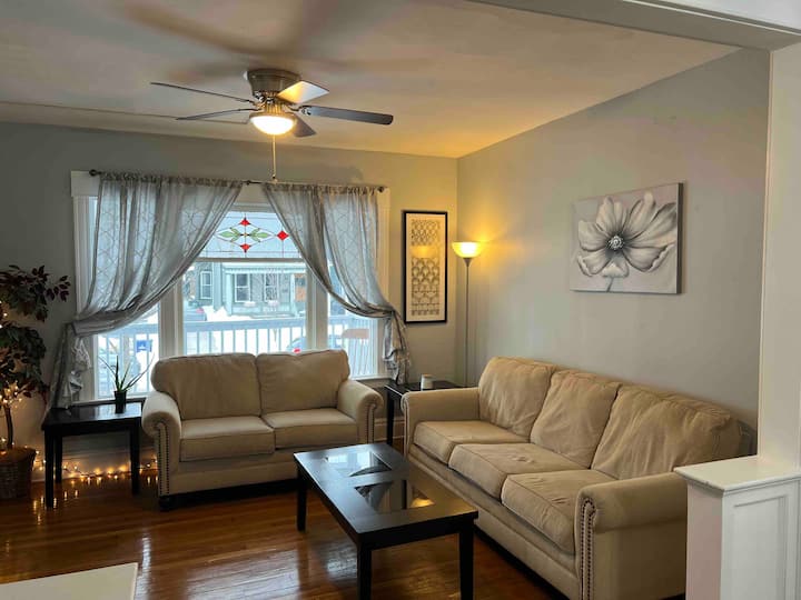 Beautiful Furnished 2 Bdr Great Location Elmwood - State of New York