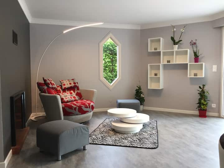 Maison 170 M2 Avec Piscine Chauffée Et Couverte - Lac d'Aydat