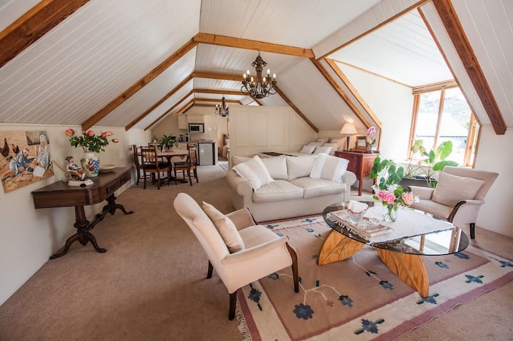 Connie's Cottages Montagu - Loft Apartment - Montagu