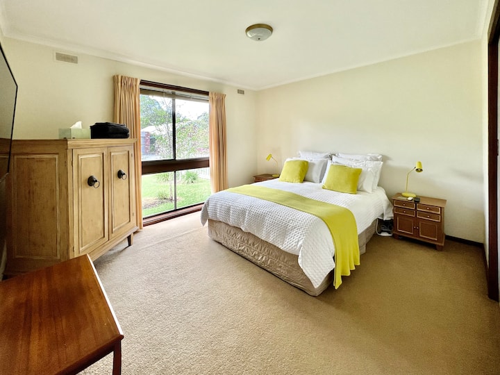 Classic Island Abode - Melbourne