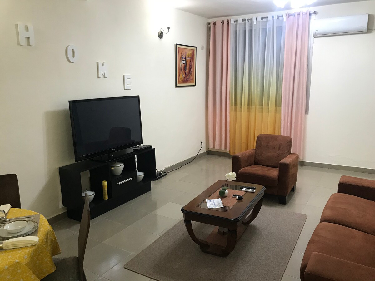 Idealmente situado a 20 minutos del centro y Nsimalen - Departamentos ...