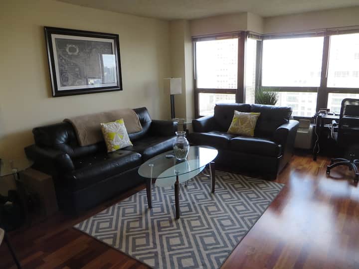 30 E. Huron #1501 Private Residence - Chicago, IL