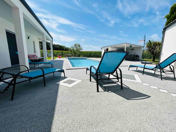 La Villa Nathan Location Fun Et Calm - Rochefort, France