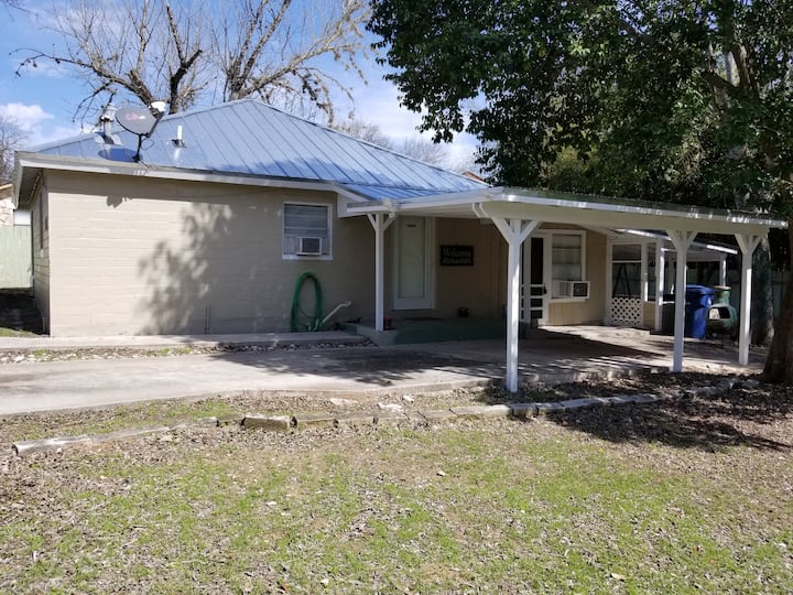 River Park Haven - Bandera, TX